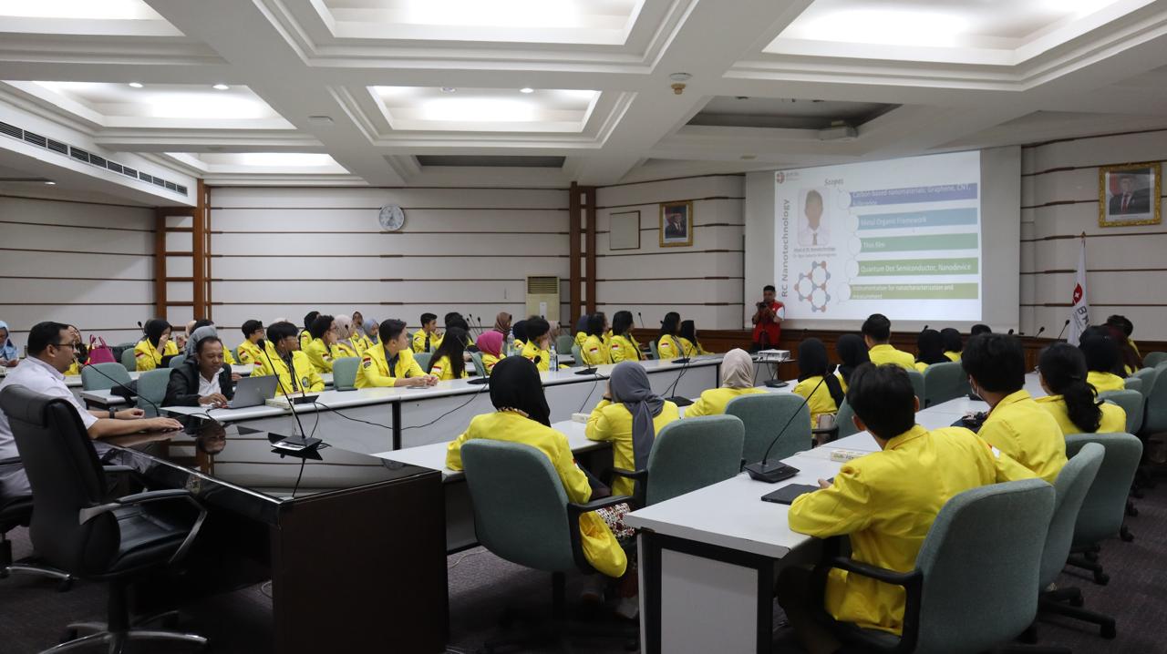 HIMAFI UI Perdalam Teknologi Fotonika dan Material di KST BJ Habibie ...